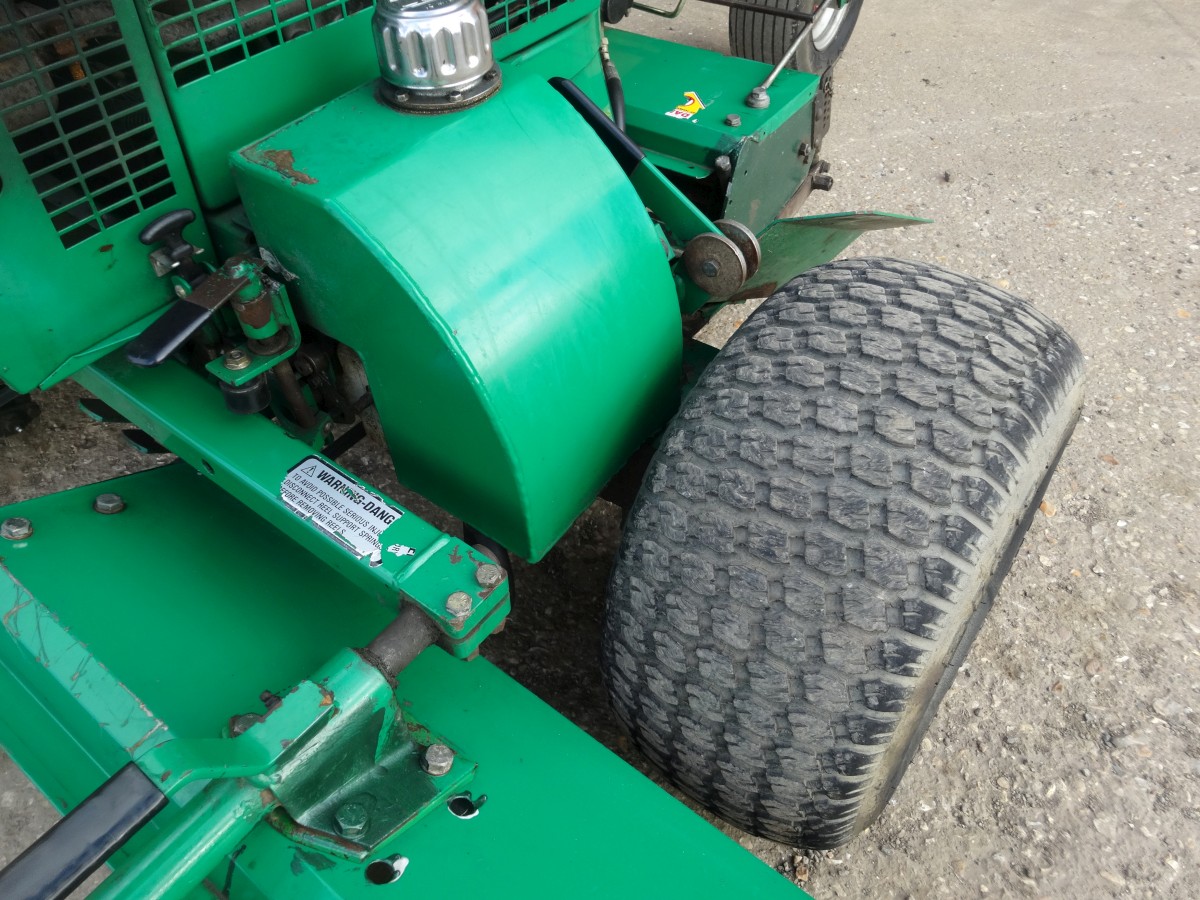 Ransome 180 Triple | Telephone: 01205 750367