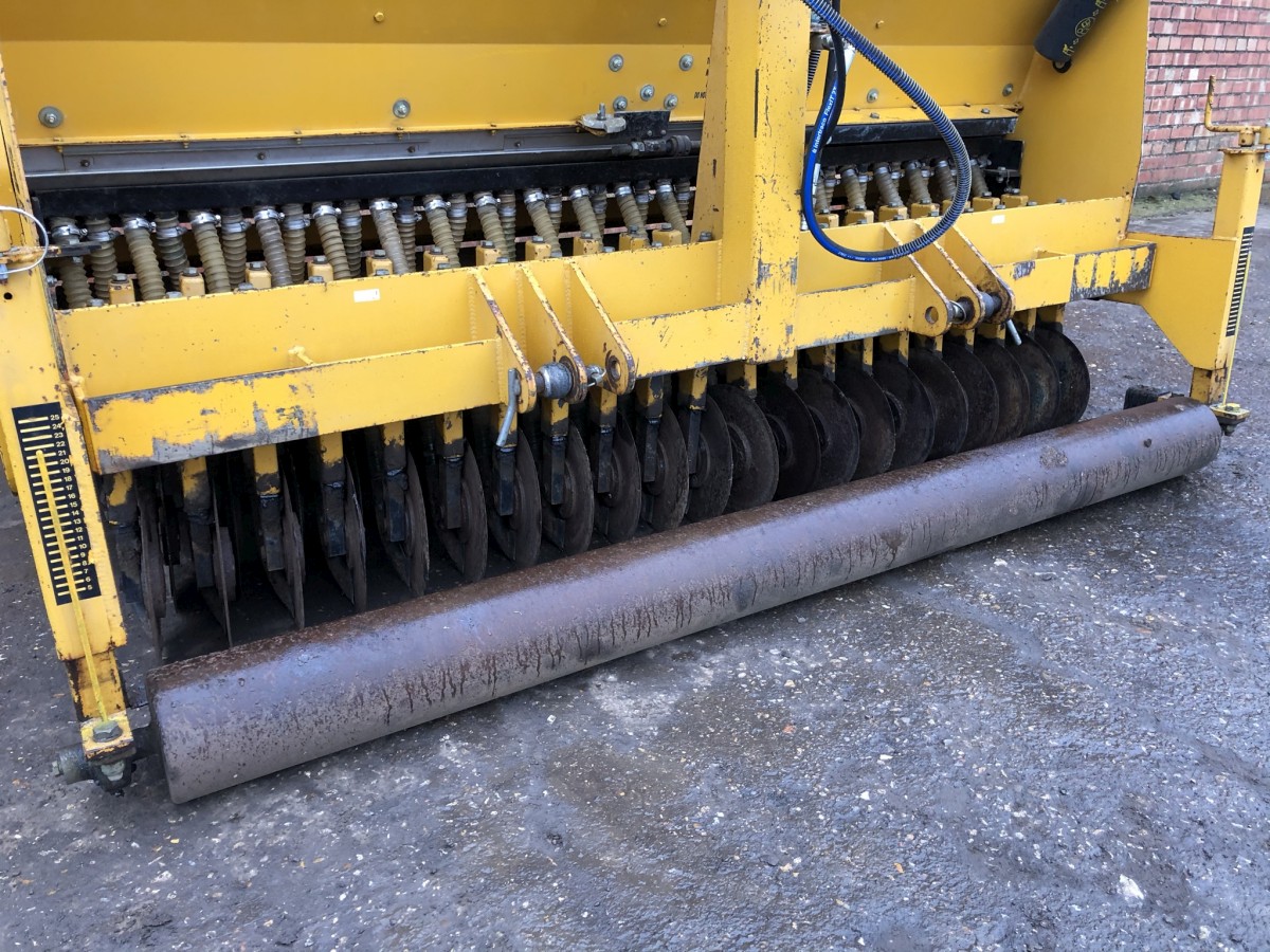 Blec Disc Seeder | Telephone: 01205 750367
