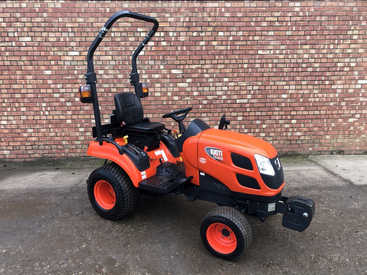 Kioti CS2610 Compact Tractor | Telephone: 01205 750367