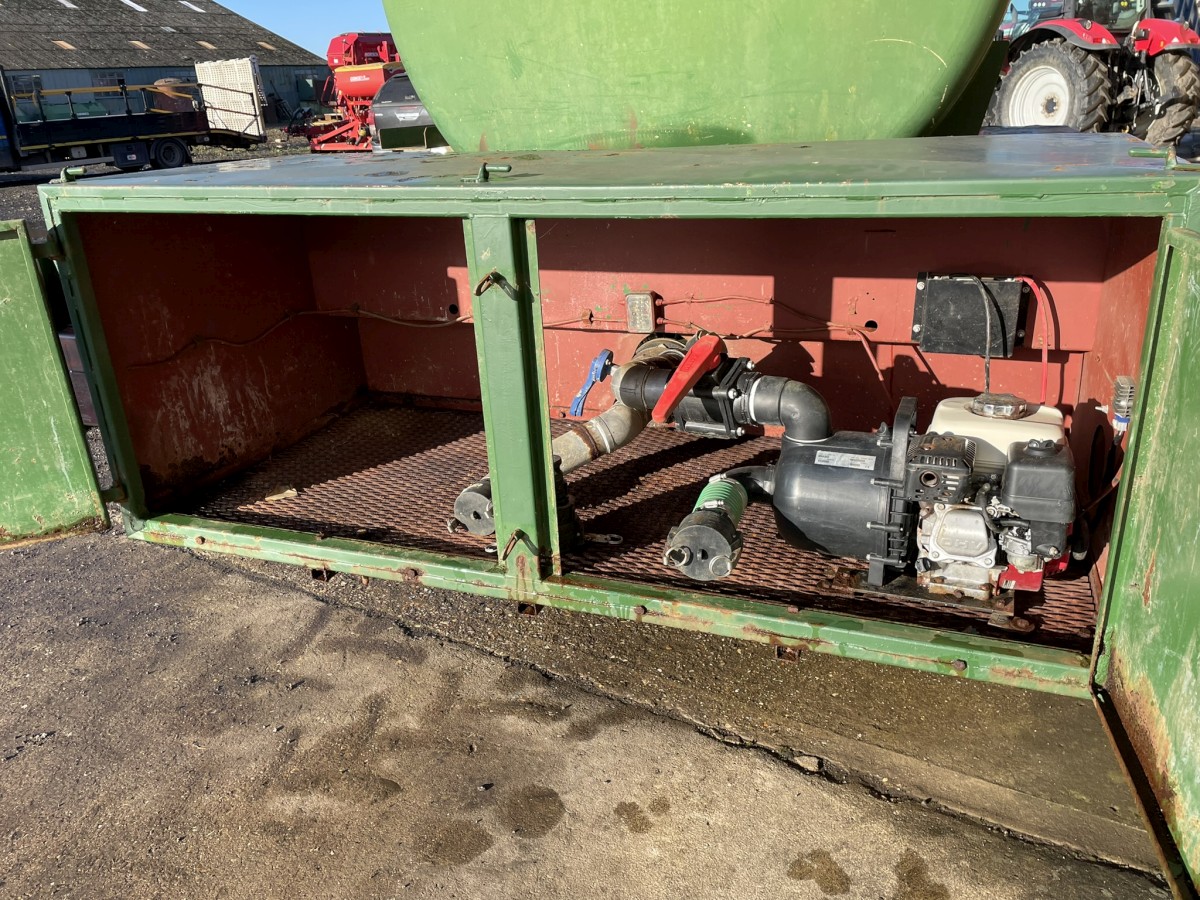 Bailey Water Bower | Telephone: 01205 750367