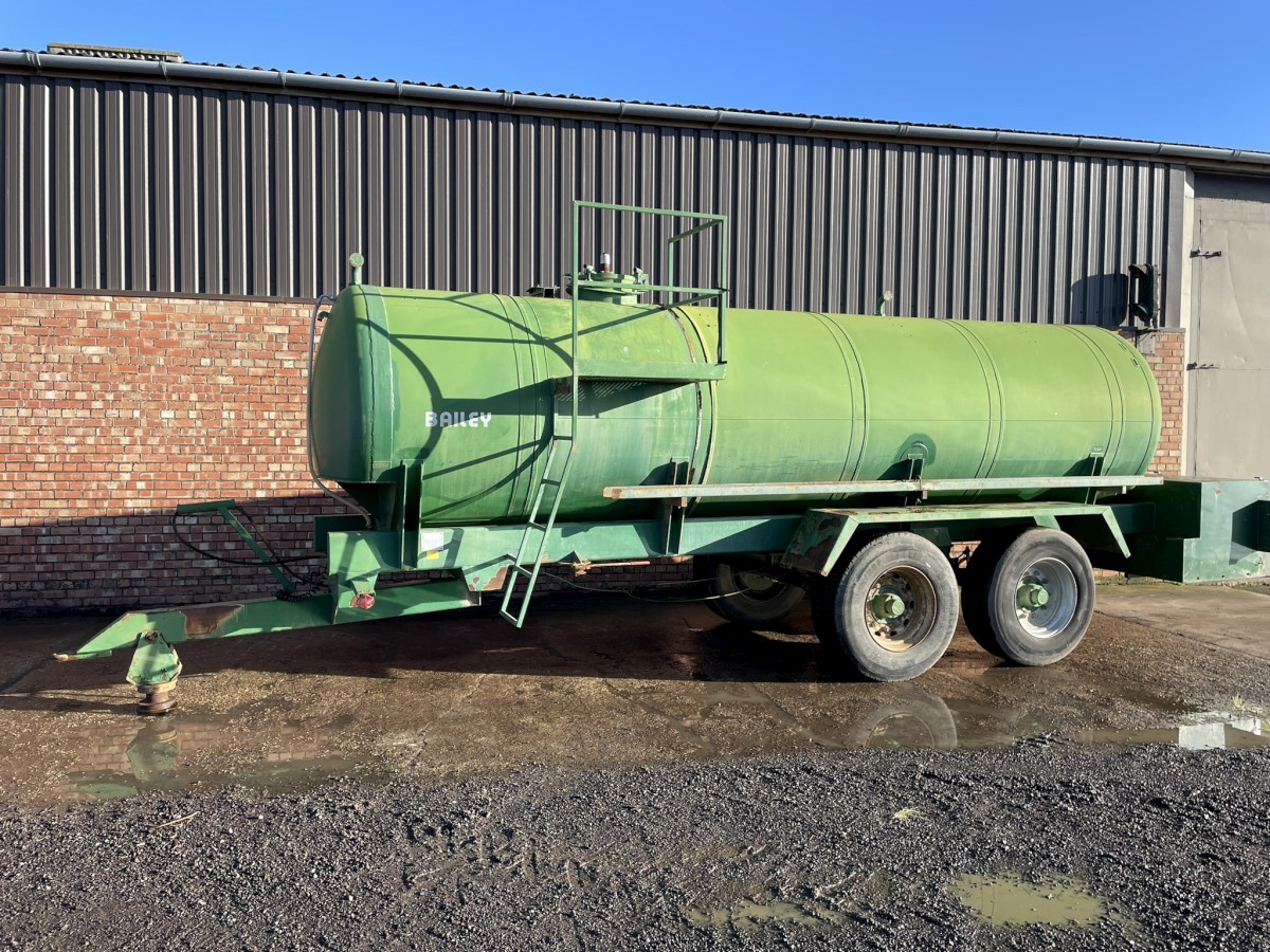 Bailey Water Bower | Telephone: 01205 750367