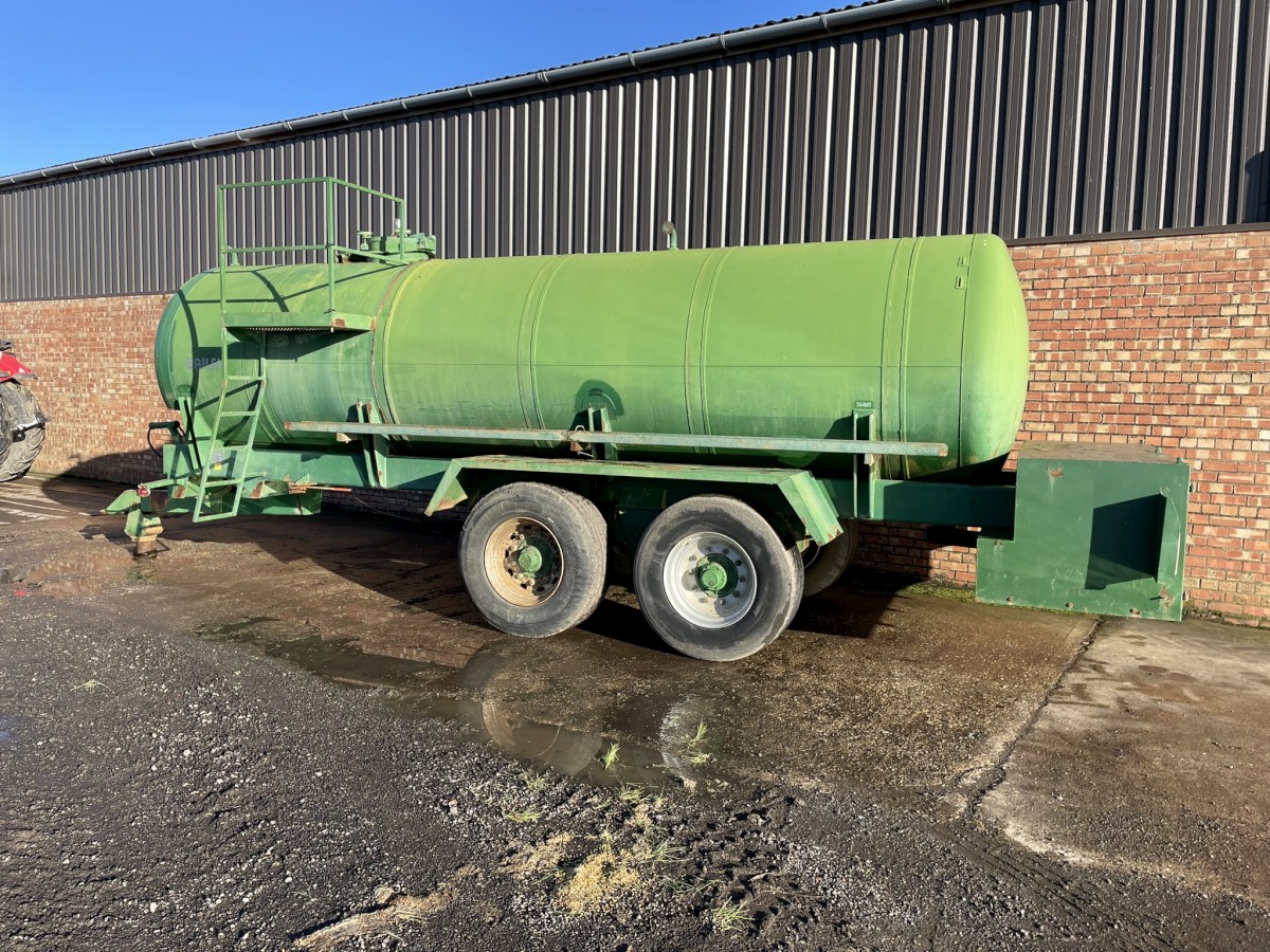 Bailey Water Bower | Telephone: 01205 750367