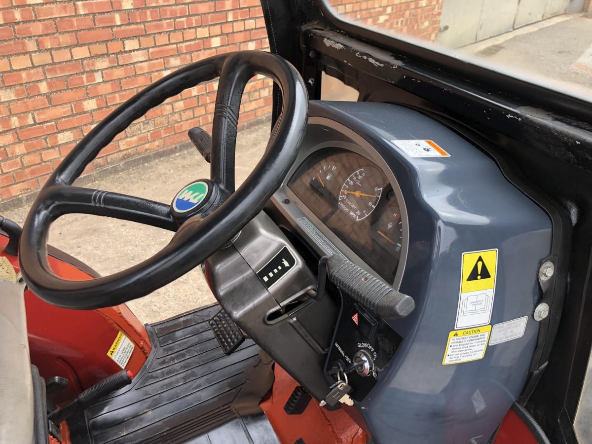 TYM T290 | Telephone: 01205 750367